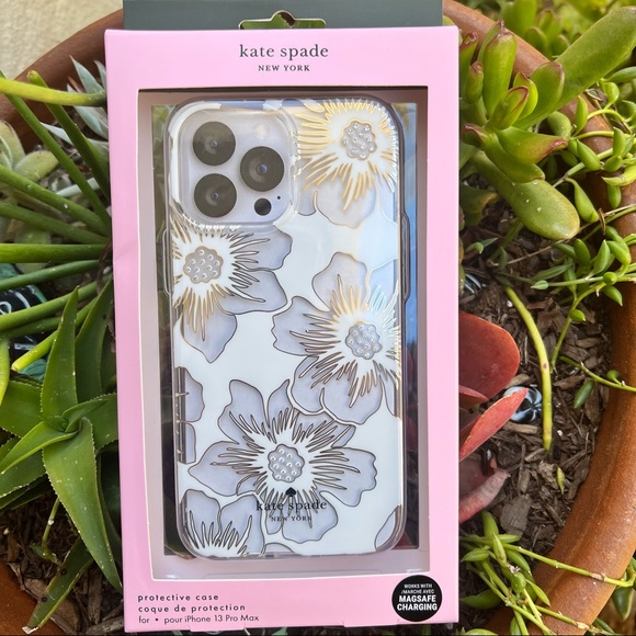 kate spade | Cell Phones & Accessories | Iphone 3 Pro Max Kate Spade ...